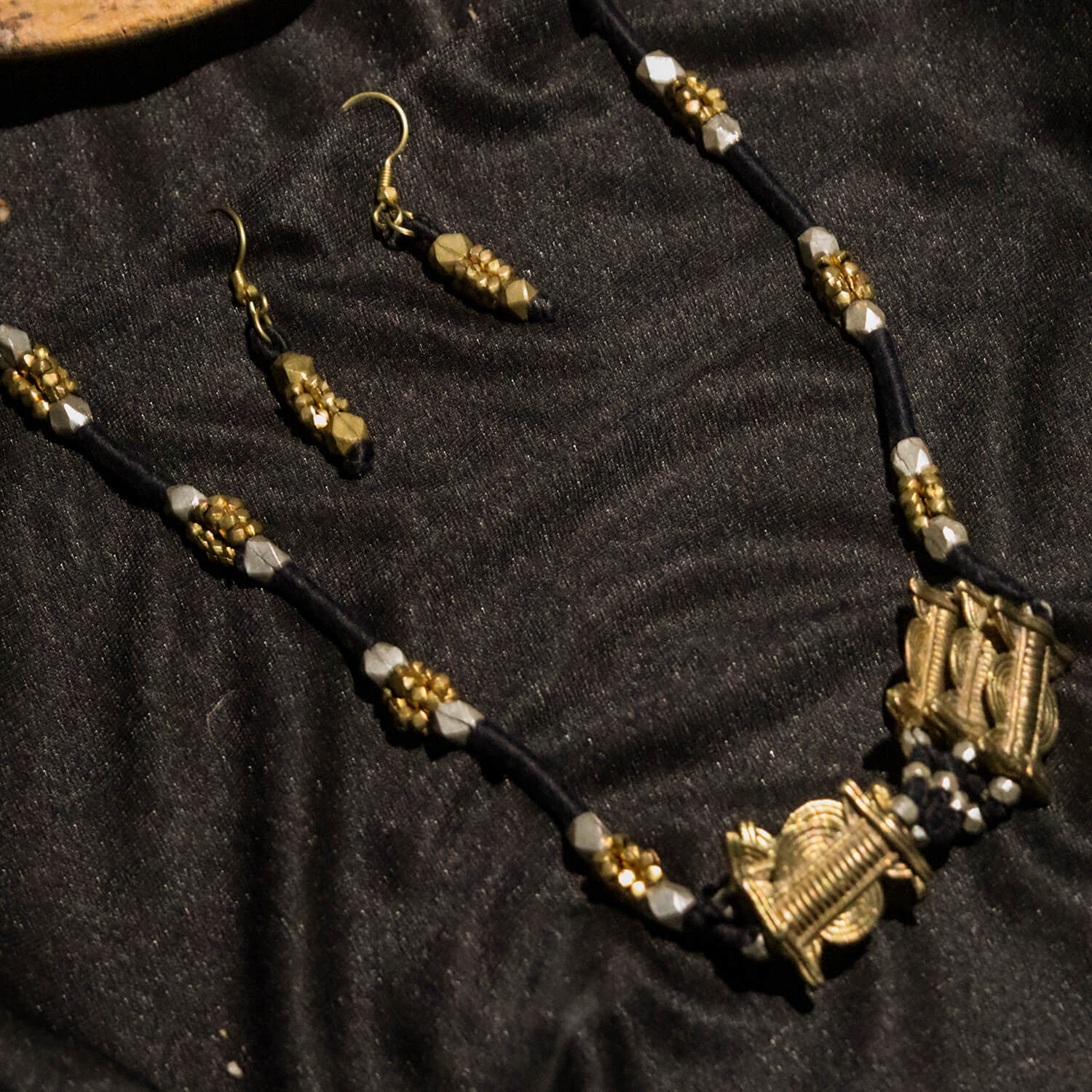 Tribal Jewellery Necklace With Earrings - Utkalika Odisha