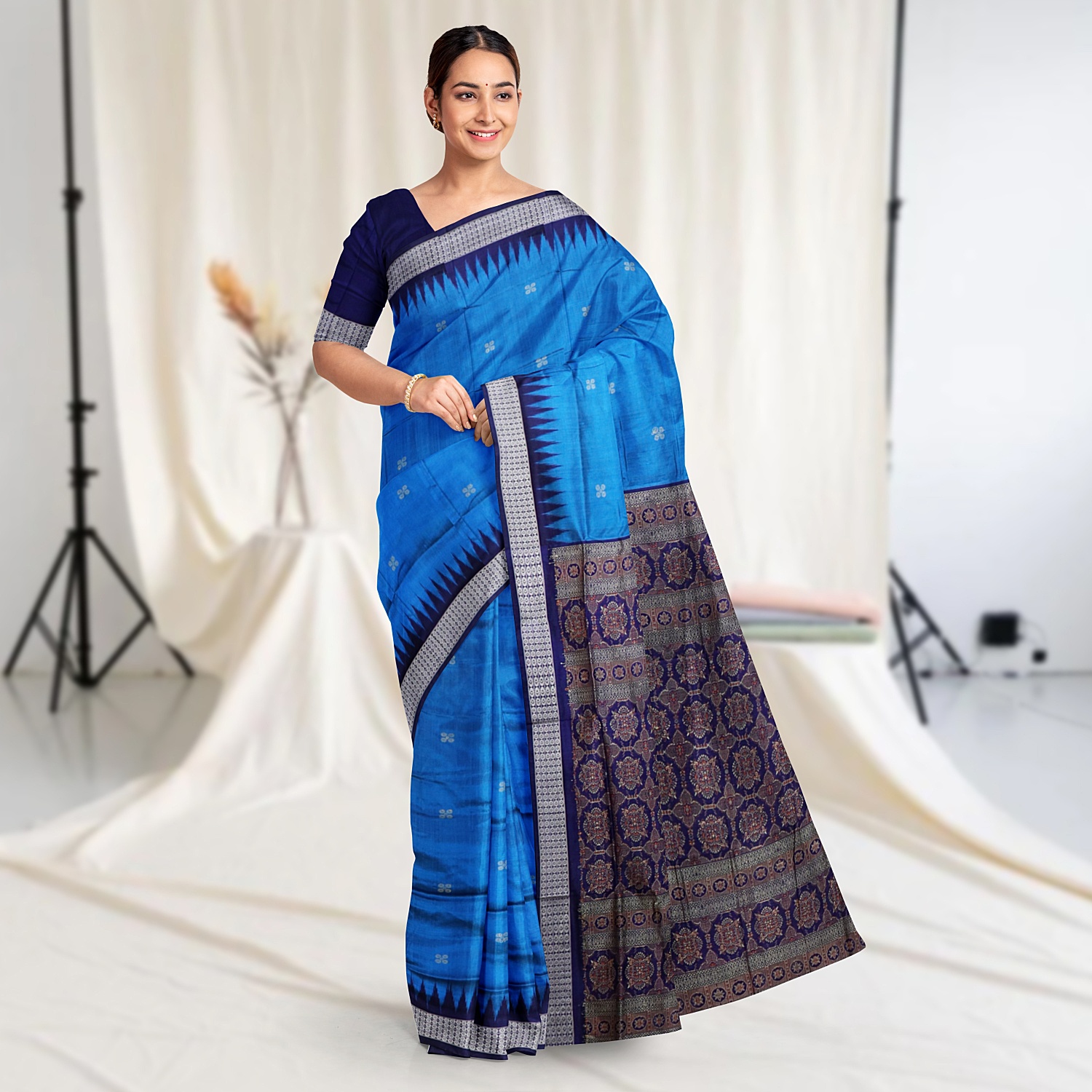 Blue floral motifs Bomkai Silk Saree - Utkalika Odisha